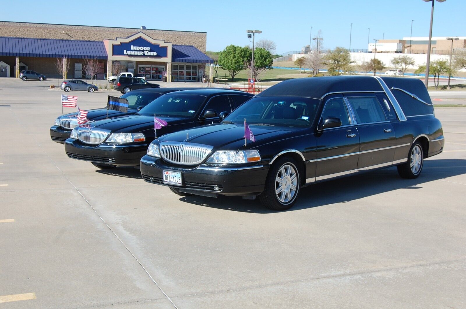 2007 Lincoln Hearse [many custom features] for sale