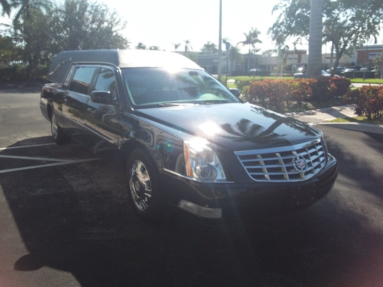 2009 Cadillac Superior Statesman Hearse [excelent shape] for sale